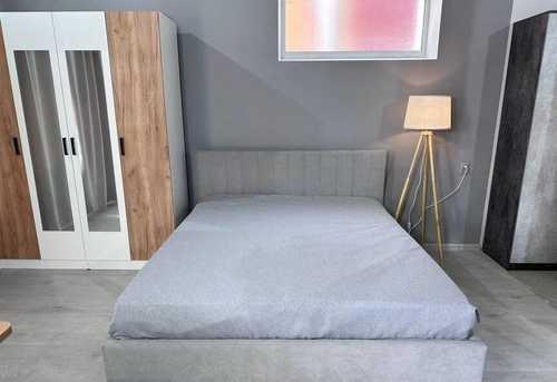 Кровать двуспальная парящая 160х200 см