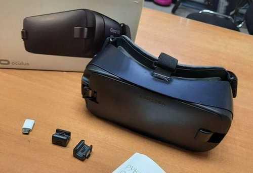 Очки виртуальной реальности Samsung Gear VR SM-R32