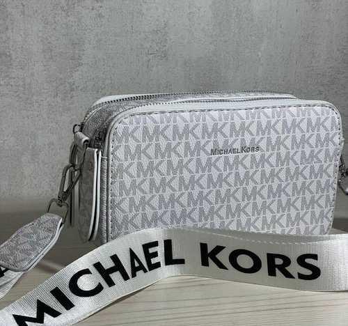 Michael Kors: сумка для уверенной женщины