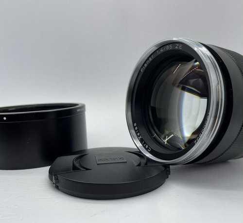 Carl Zeiss Planar T* 1.4/85 ZE