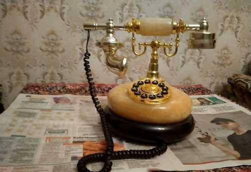 Домашний ретро телефон из натурального камня Оникс