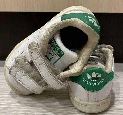 Кроссовки детские adidas 20 размер