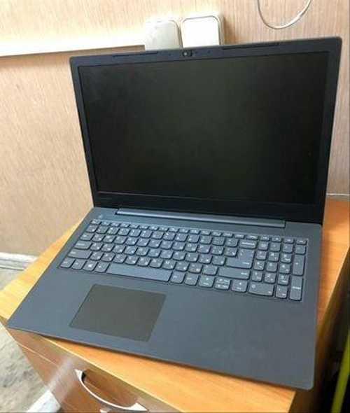 Ноутбук Lenovo V130-15IKB core i3