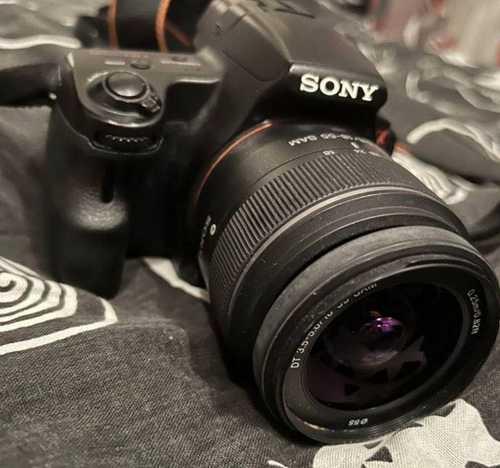 Sony Alpha SLT - A37 Kit