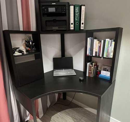 Компьютерный стол угловой Micke IKEA 100*100