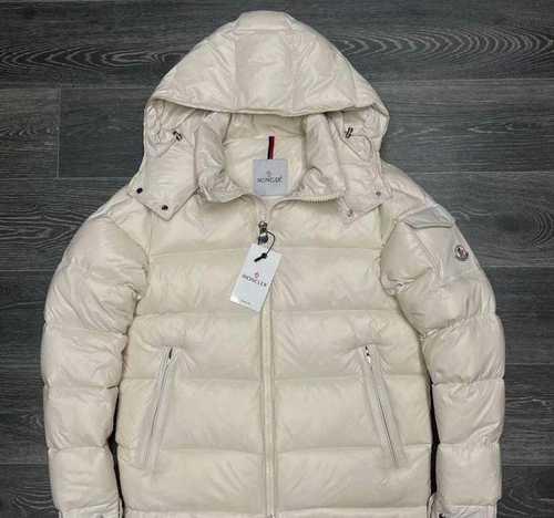 Пуховик Moncler