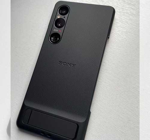 Sony 1 vi чехол оригинал черный