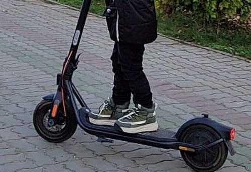 Электросамокат ninebot kickscooter f2 plus