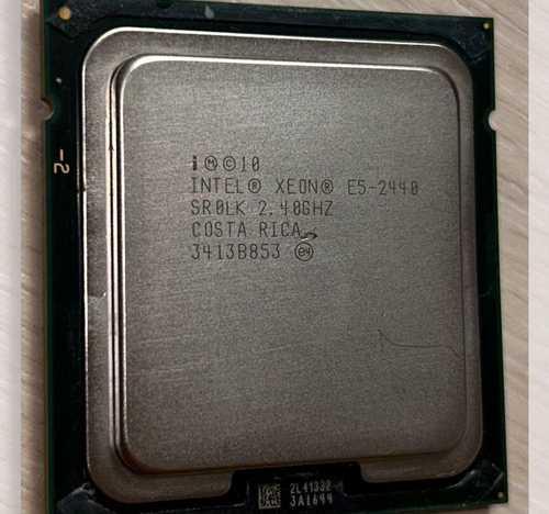 Процессор Intel Xeon E5 2440