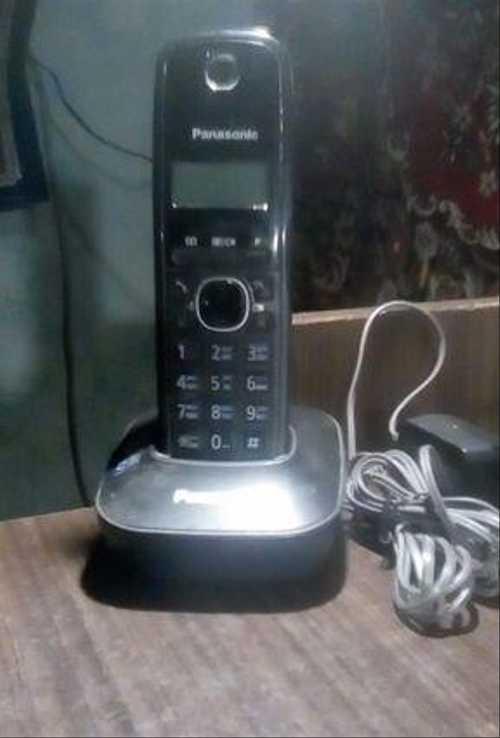 Tелефон Panasonic KX-TG1611RUH стационарный