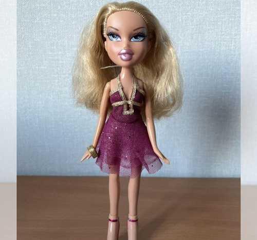 Кукла Братц Bratz Хлоя в одежде 2001 года