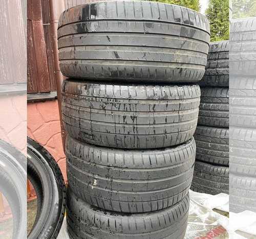 Michelin Pilot Sport 4 255/40 R20 и 285/35 R20