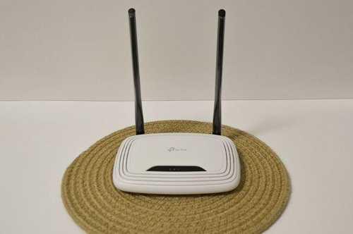 Wi-Fi роутер TP-Link N300 TL-WR841N