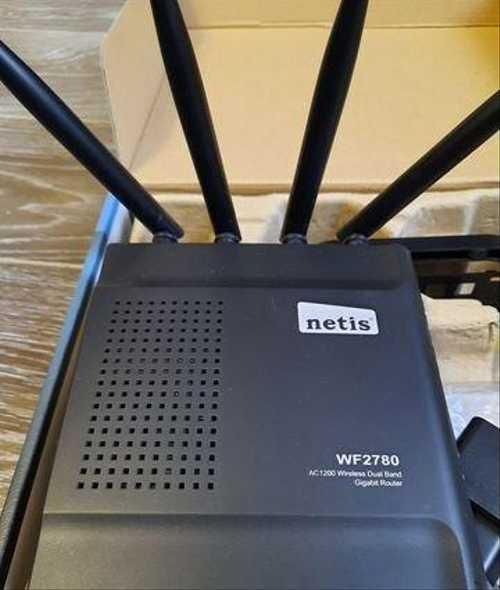 Wi-Fi роутер Netis WF2780, AC1200