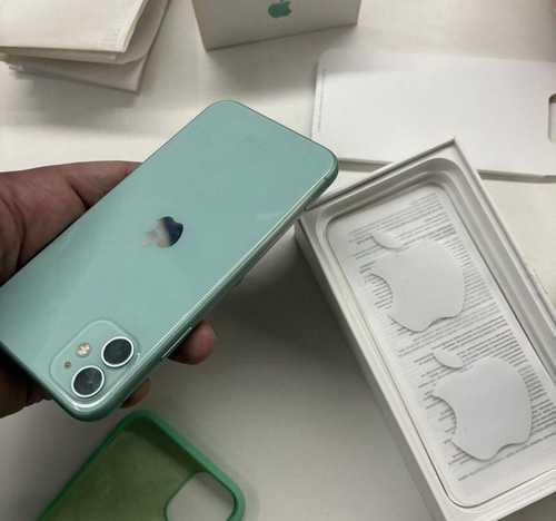 iPhone 11, 64 ГБ