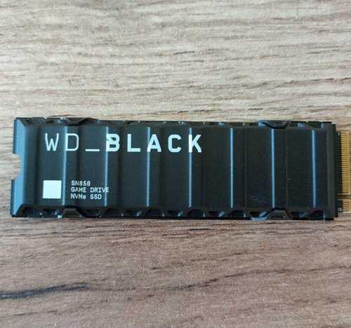 SSD накопитель WD Black SN850 WDS100T1XHE