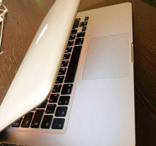 Apple macbook pro 13