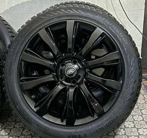 Оригинальные шипованные колеса Range Rover R21
