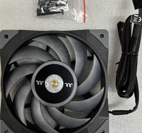 Вентилятор Thermaltake Toughfan 12 Turbo