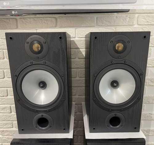 Полочная акустика monitor audio mr2