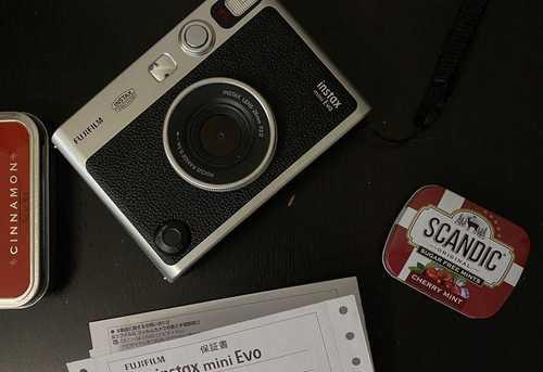 Fujifilm instax mini EVO