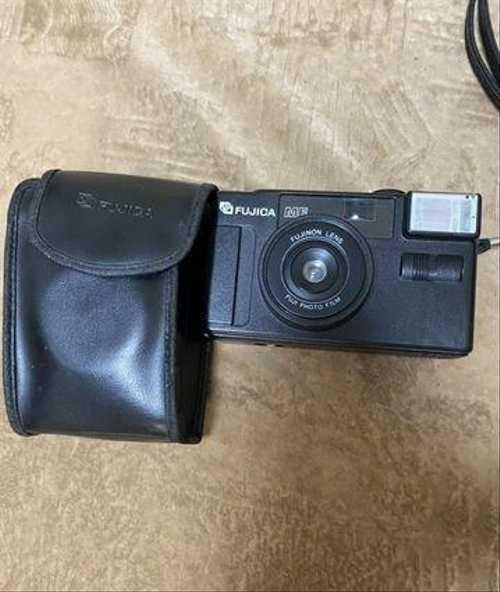 Плёночный фотоаппарат Fujica + skina