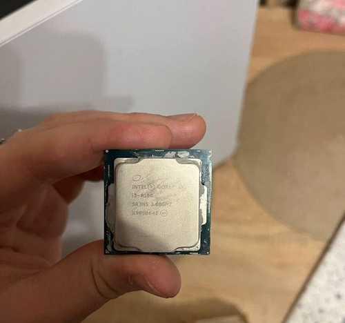 Процессор Intel core i3 8100