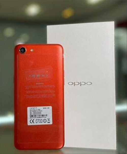Смартфон Oppo A83, красный