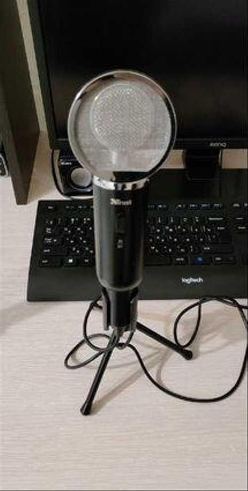 Микрофон Trust Madell Desk