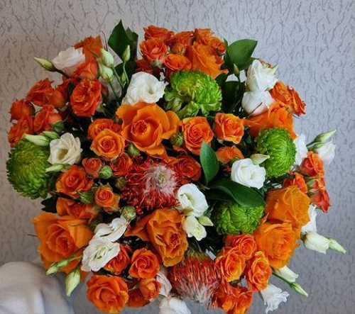 Букет из оранжевых роз Flowely 17