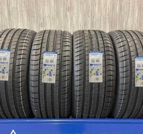 Triangle EffeXSport TH202 225/40 R19 и 255/35 R19 96Y