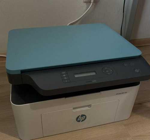 Лазерное мфу HP Laser 135r 5UE15A