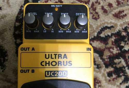 Гитарная педаль Behringer UC200