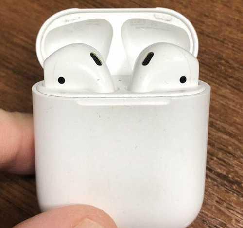 Наушники Apple Airpods 1