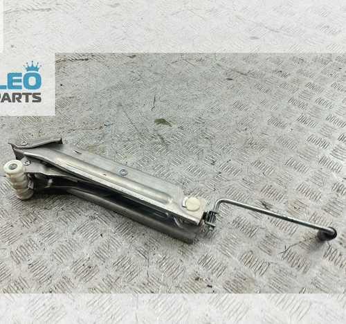 Домкрат Audi A6 C6 (2004-2011) 4F0011031
