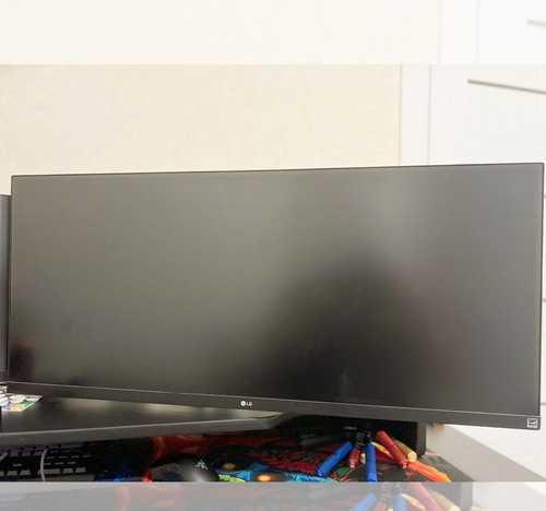 34" Монитор LG 34WQ650-W