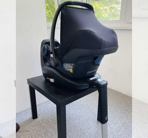 Автолюлька maxi cosi с базой isofix