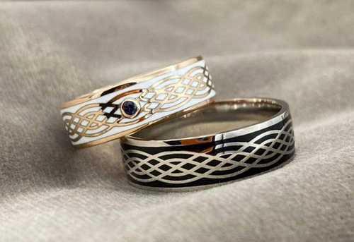 Обручальные кольца с бриллиантом и эмалью