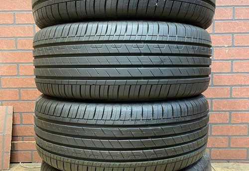 Goodyear EfficientGrip Performance 215/55 R17 94V