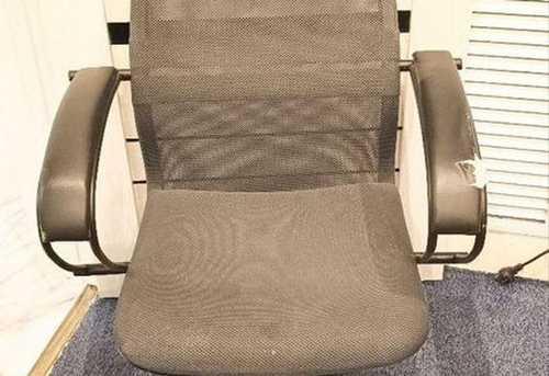 Офисное кресло без крестовины