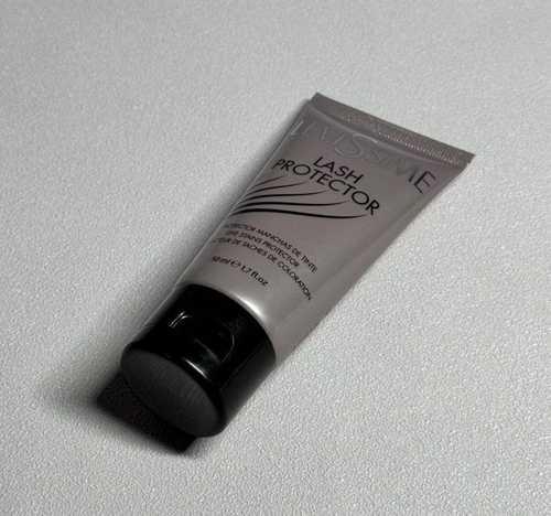 Levissime lash protector