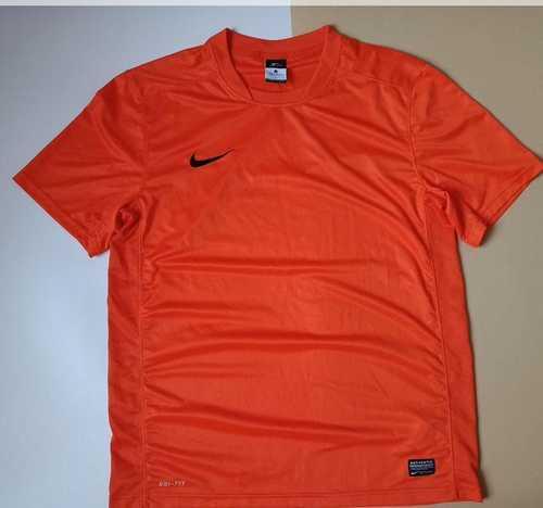 Мужская футболка nike dri-fit L