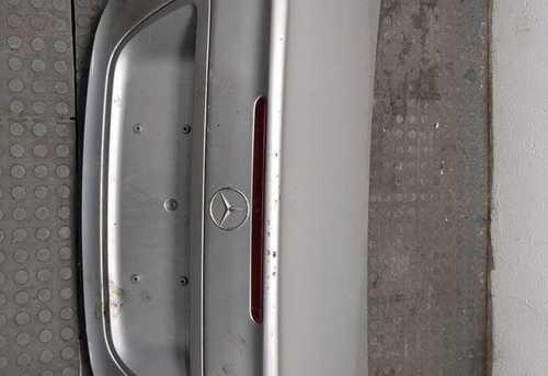 Крышка багажника Mercedes C W203, 2001