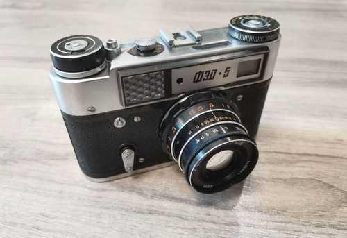 Плёночный фотоаппарат фэд-5