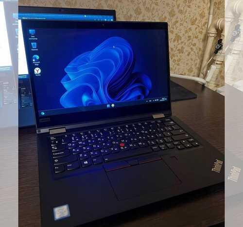 Lenovo thinkpad yoga x390 i7 256 16gb