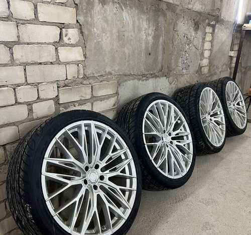 Колеса Lexani R22 5*114.3