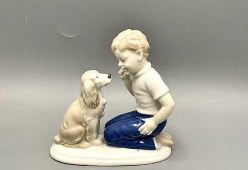 Статуэтка Мальчик с собакой Германия
