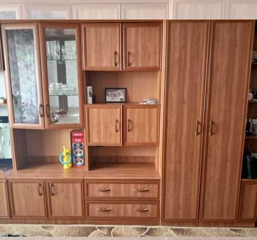 Стенка в гостиную со шкафом под тв бу