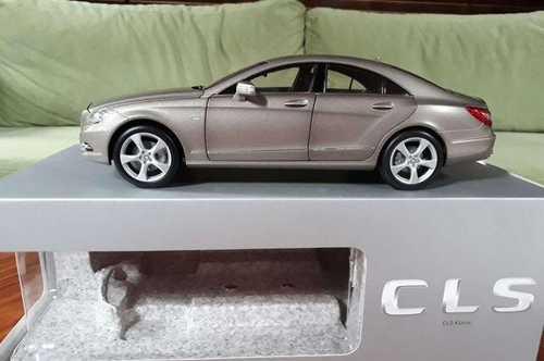 1/18 mercedes benz CLS II norev