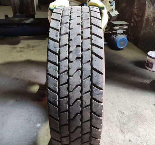 Грузовая шина бу 215 75 R17.5 Bridgestone